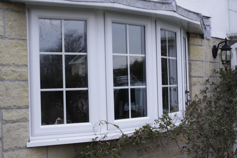 Bow window installation - Daisy Windows